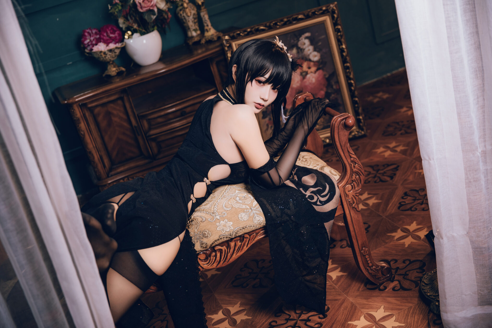 如月灰 No.029-碧蓝航线 镇海旗袍 [24P] | 日本写真网