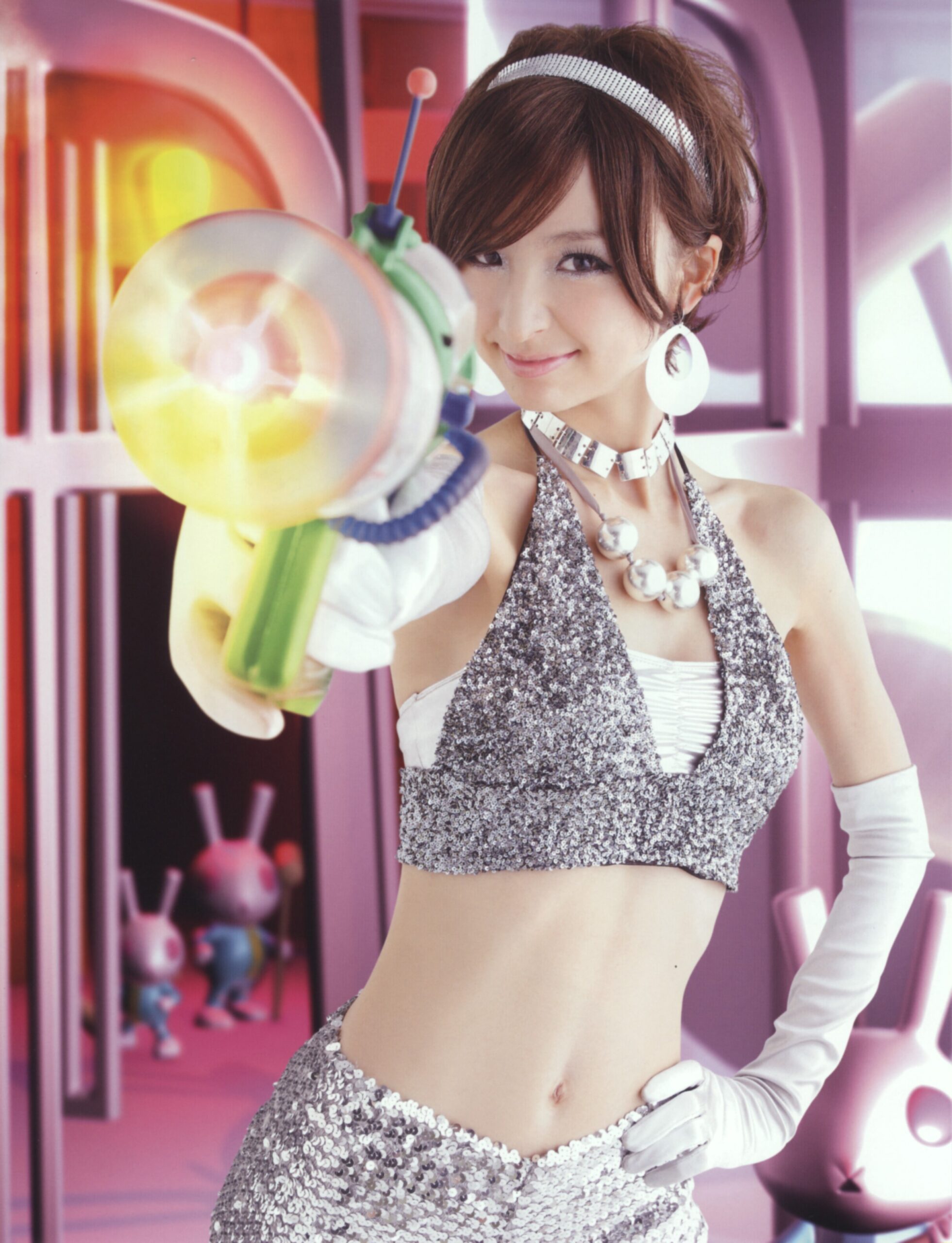 [篠田麻里子] 写真集『 SUPER MARIKO』 | 日本写真网