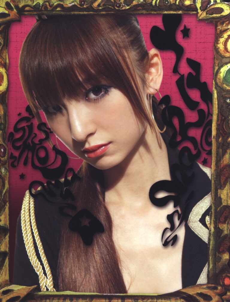 [篠田麻里子] 写真集『 SUPER MARIKO』 | 日本写真网