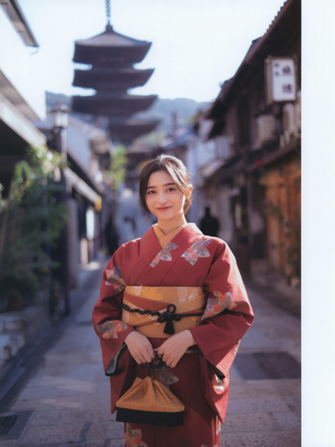 2023-03-14 TRIANGLE magazine 01 乃木坂46 山下美月 贺喜遥香 井上和 | 日本写真网