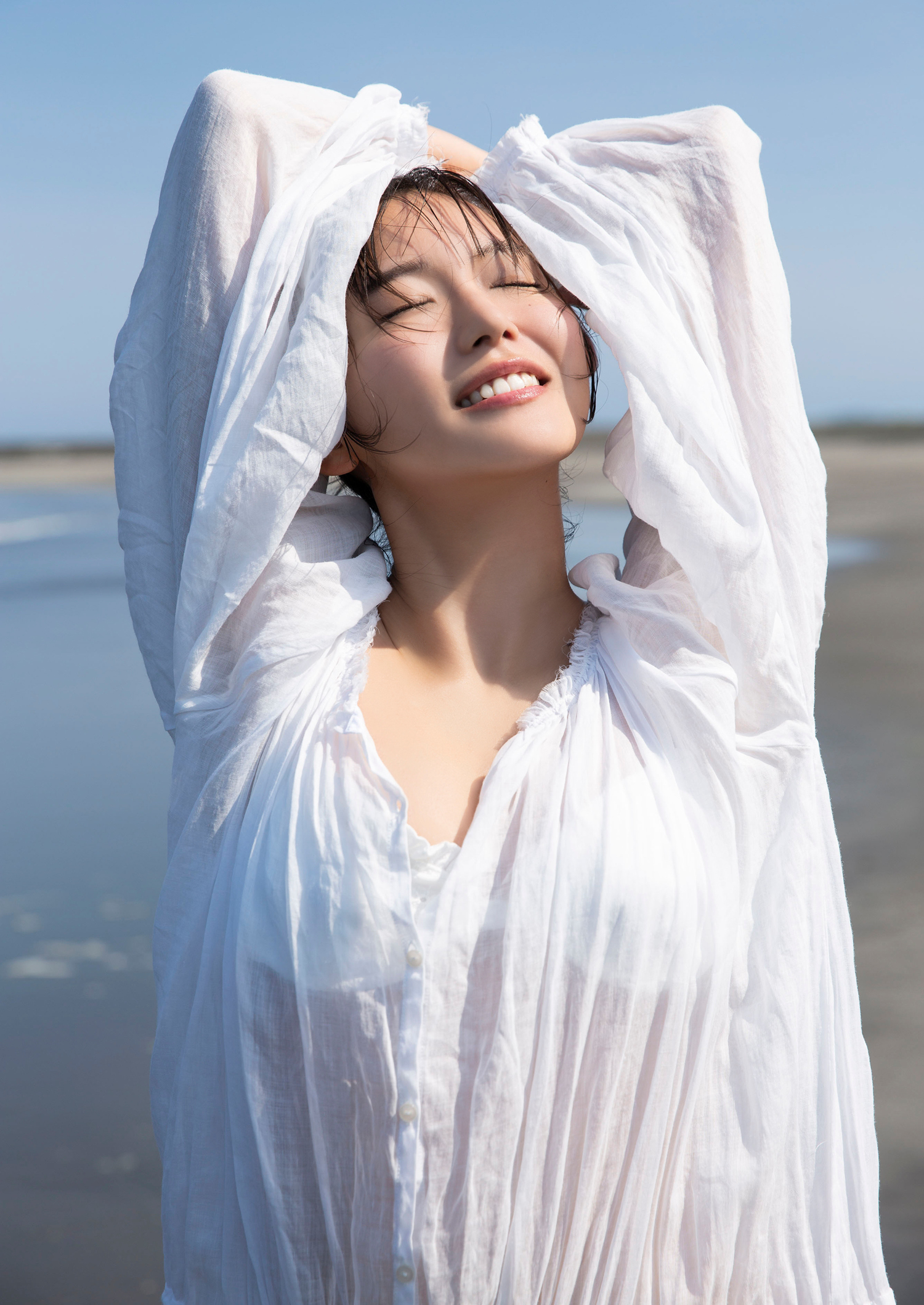 【最新：志田音音】【デジタル限定 YJ PHOTO BOOK】志田音々写真集「絶好調の癒やしボディ」 | 日本写真网